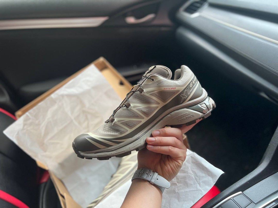 Salomon gt-6 goretex, Men's Fashion, Footwear, Sneakers on Carousell