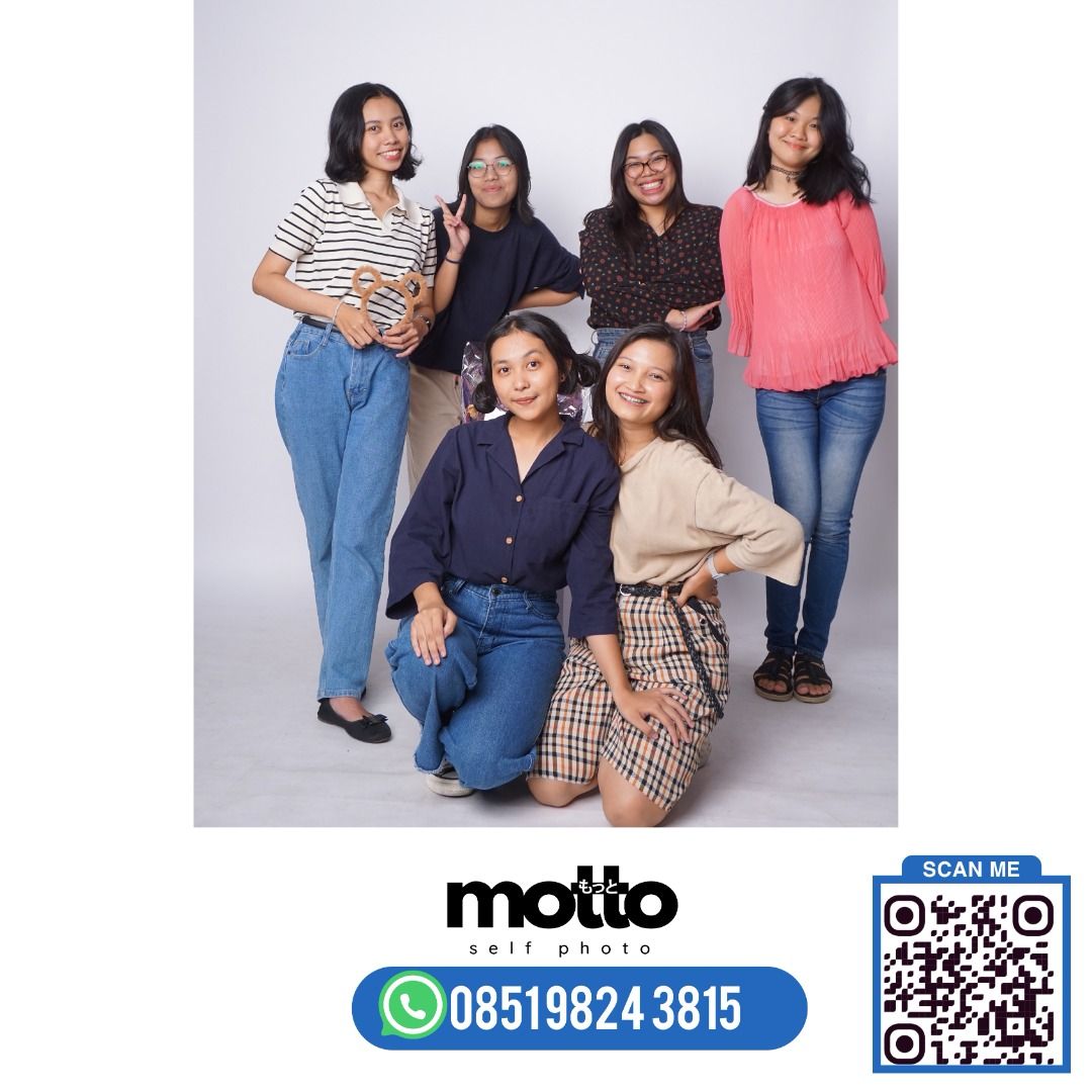 Self Studio Photoshoot Ideas Friends, Fotografi di Carousell