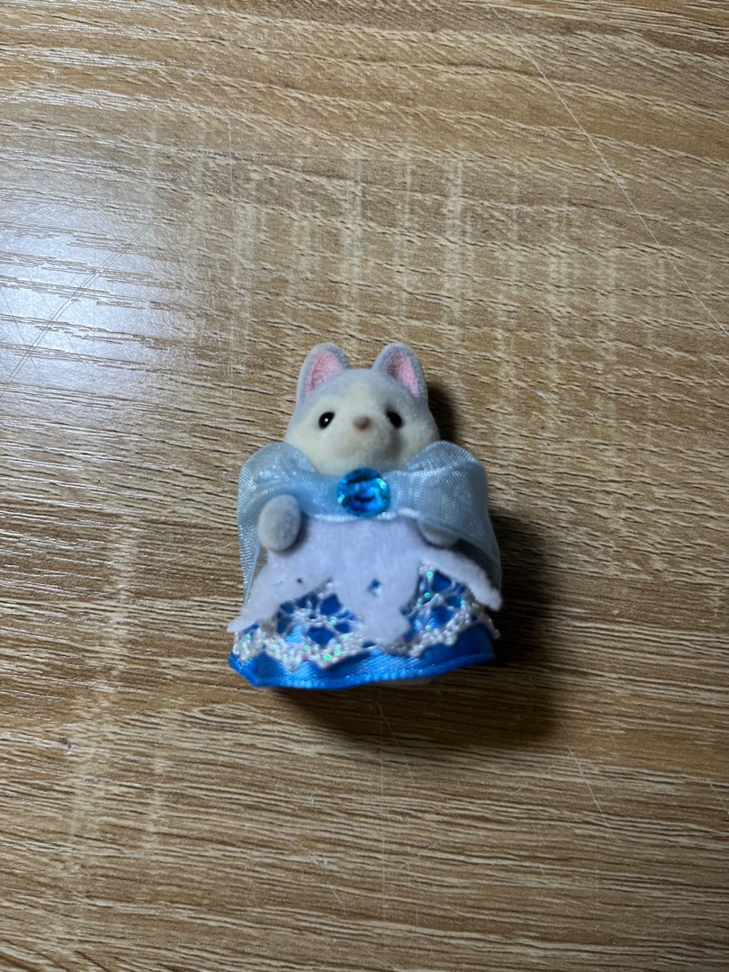 Sylvanian Families/Calico Critters Wolf Princess Baby Set, Hobbies ...