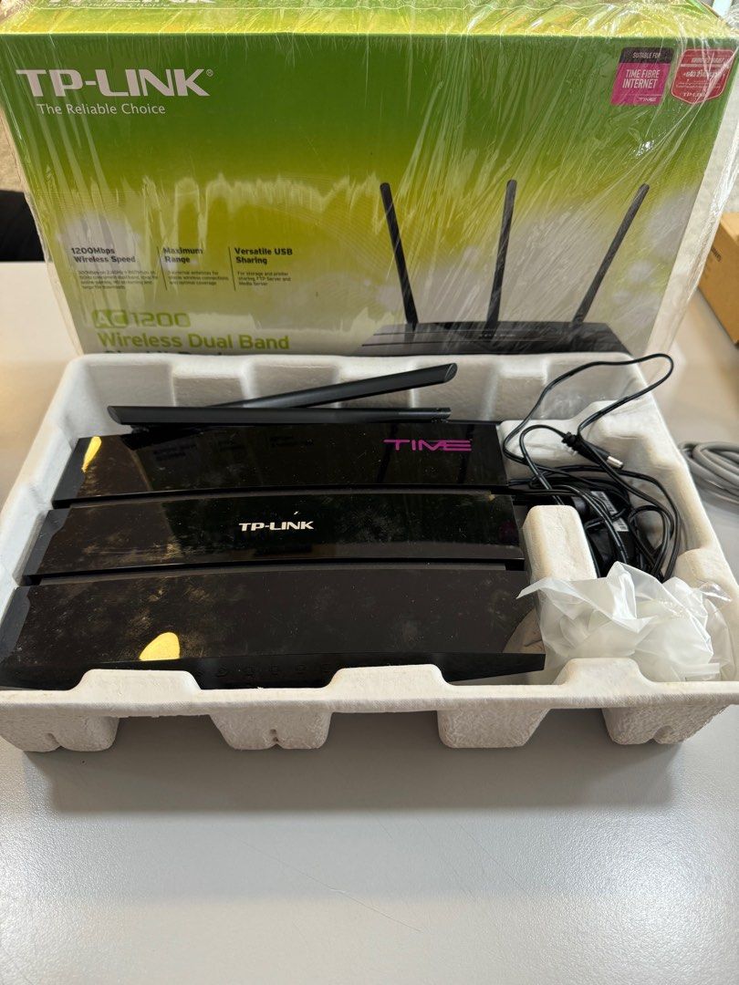 TpLink Ac1200 router, Computers & Tech, Parts & Accessories, Networking on Carousell