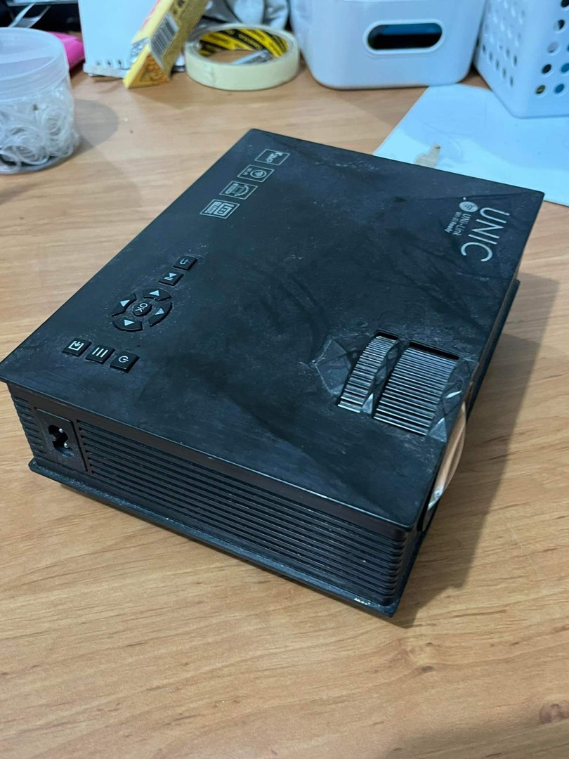 Unic projector hdmi, Computers & Tech, Office & Business Technology on ...