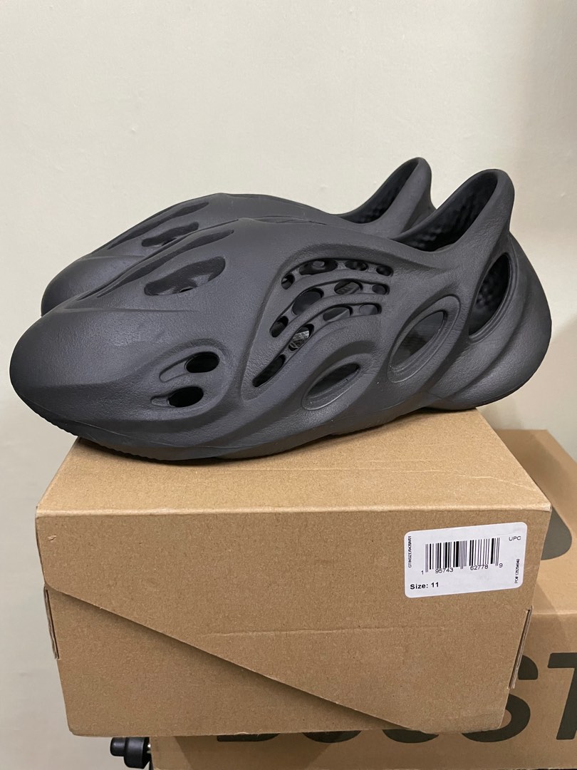 Adidas Foam Runner Onyx US11, Men's Fashion, Footwear, Sneakers on ...