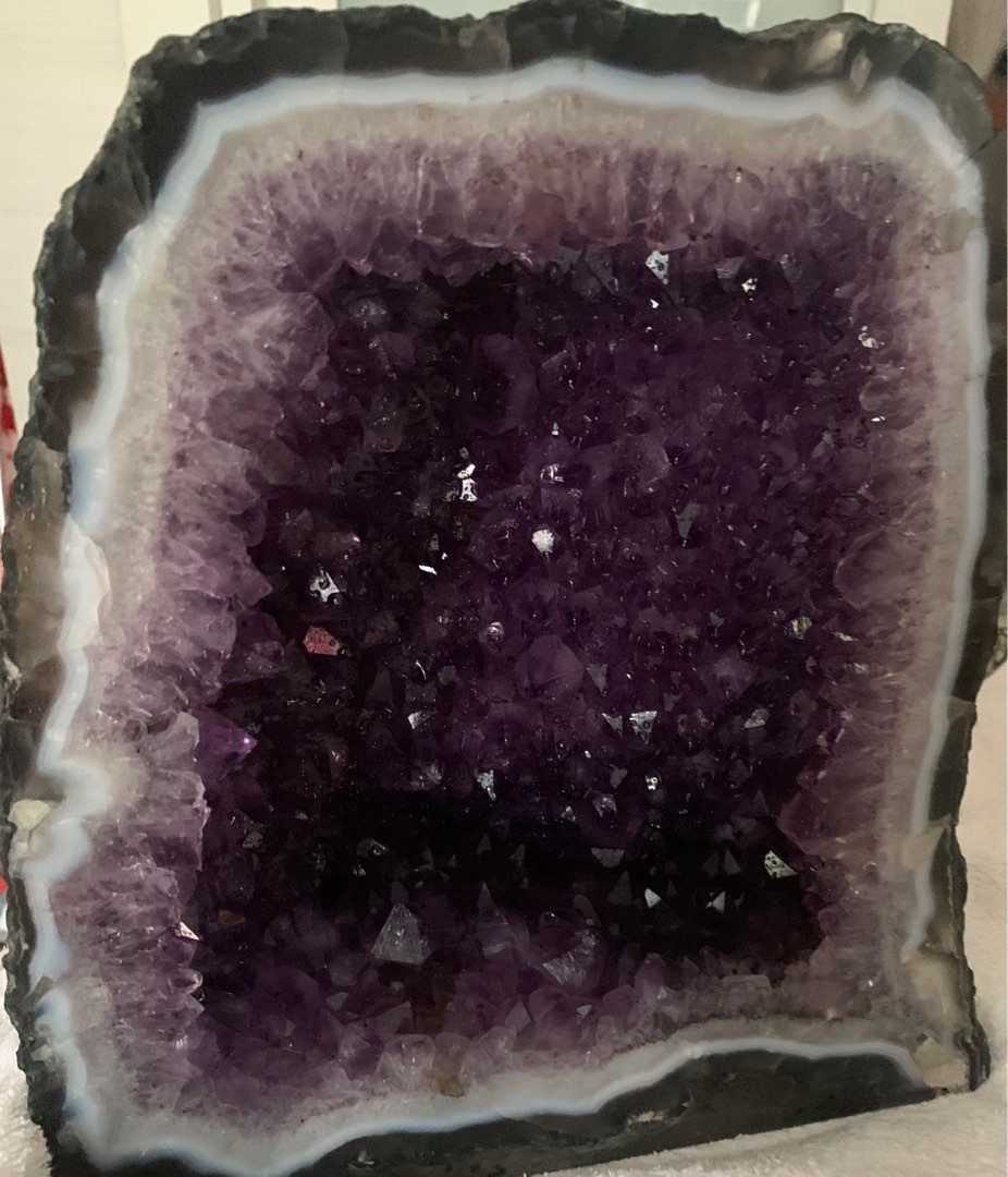 Alaska Amethyst Geode cave 阿拉斯加紫水晶晶洞, Hobbies & Toys, Memorabilia ...