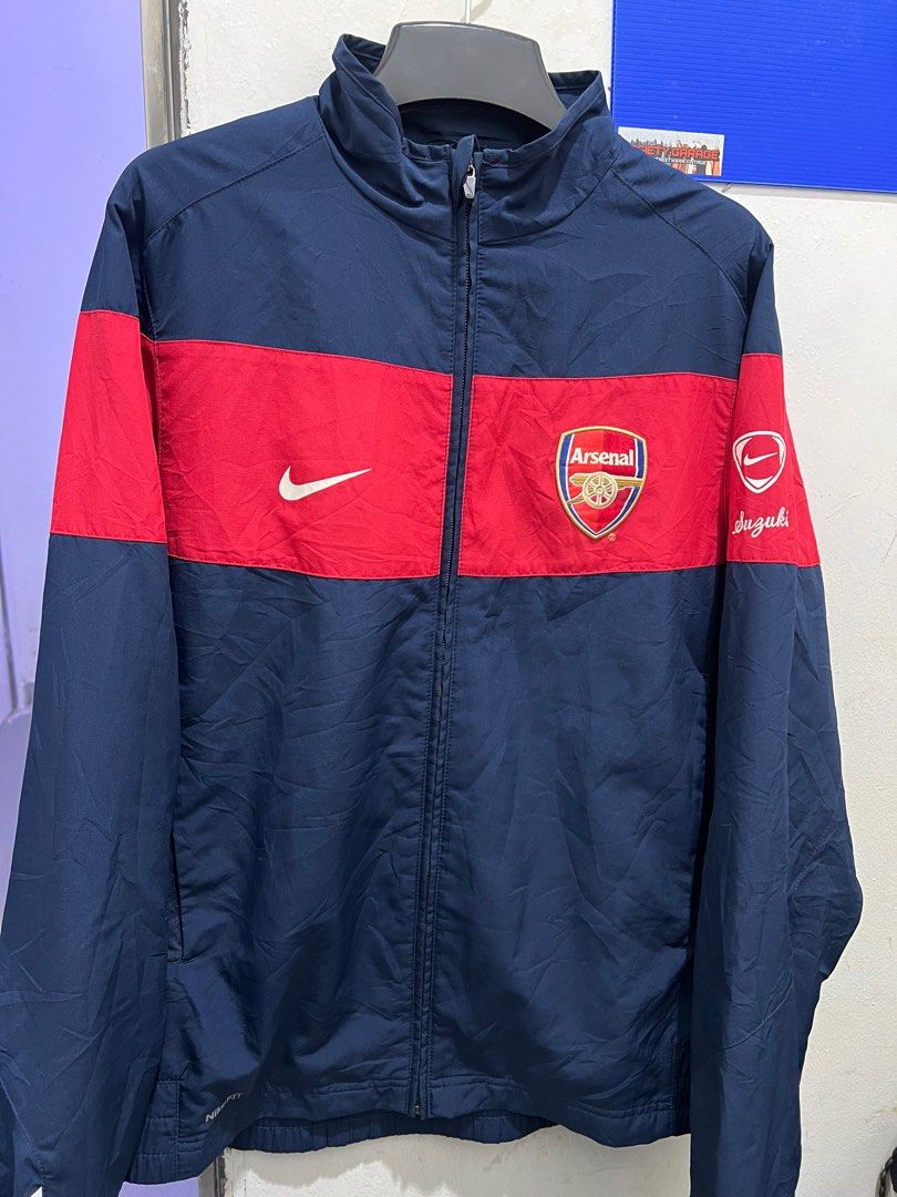 Arsenal Training, Men's Fashion, Coats, Jackets and Outerwear on Carousell