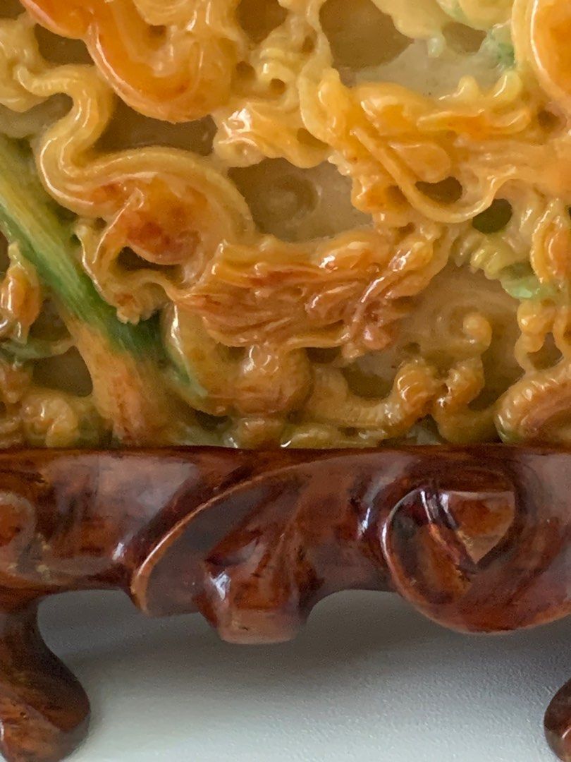 Authentic natural jadeite, pure natural Burmese jadeite "A" grade. Fine ...