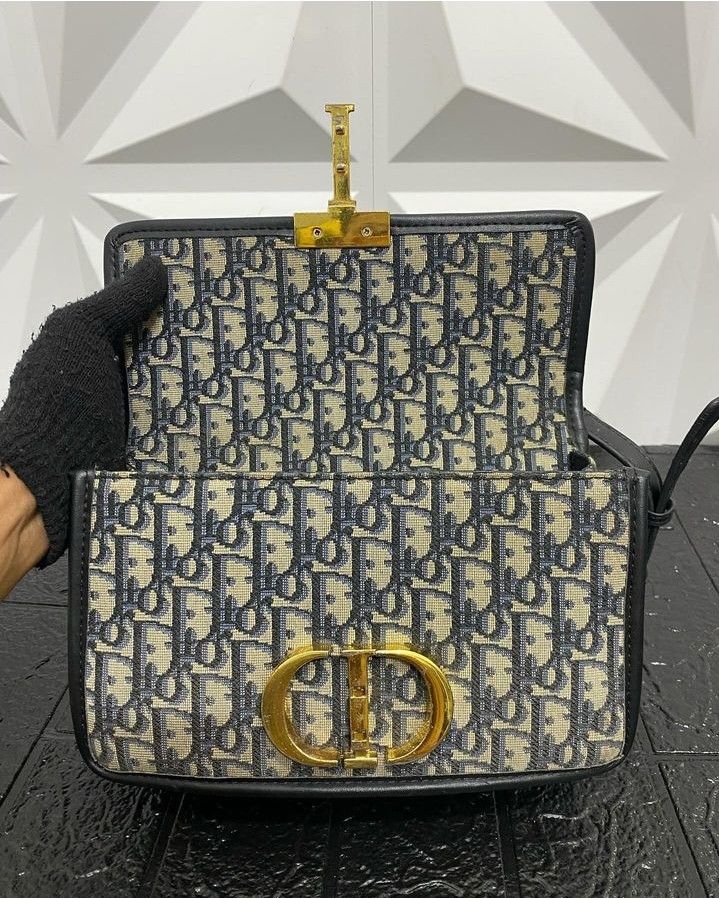 CHRISTIAN DIOR MADE IN ITALY, Fesyen Wanita, Tas & Dompet di Carousell