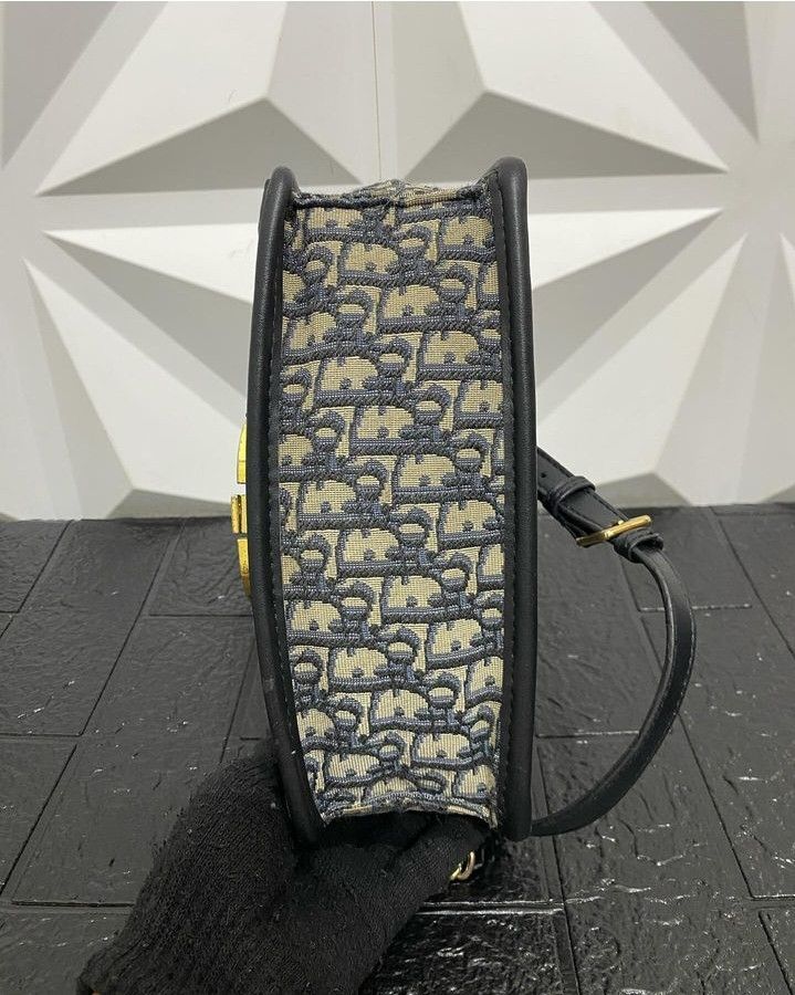 CHRISTIAN DIOR MADE IN ITALY, Fesyen Wanita, Tas & Dompet di Carousell