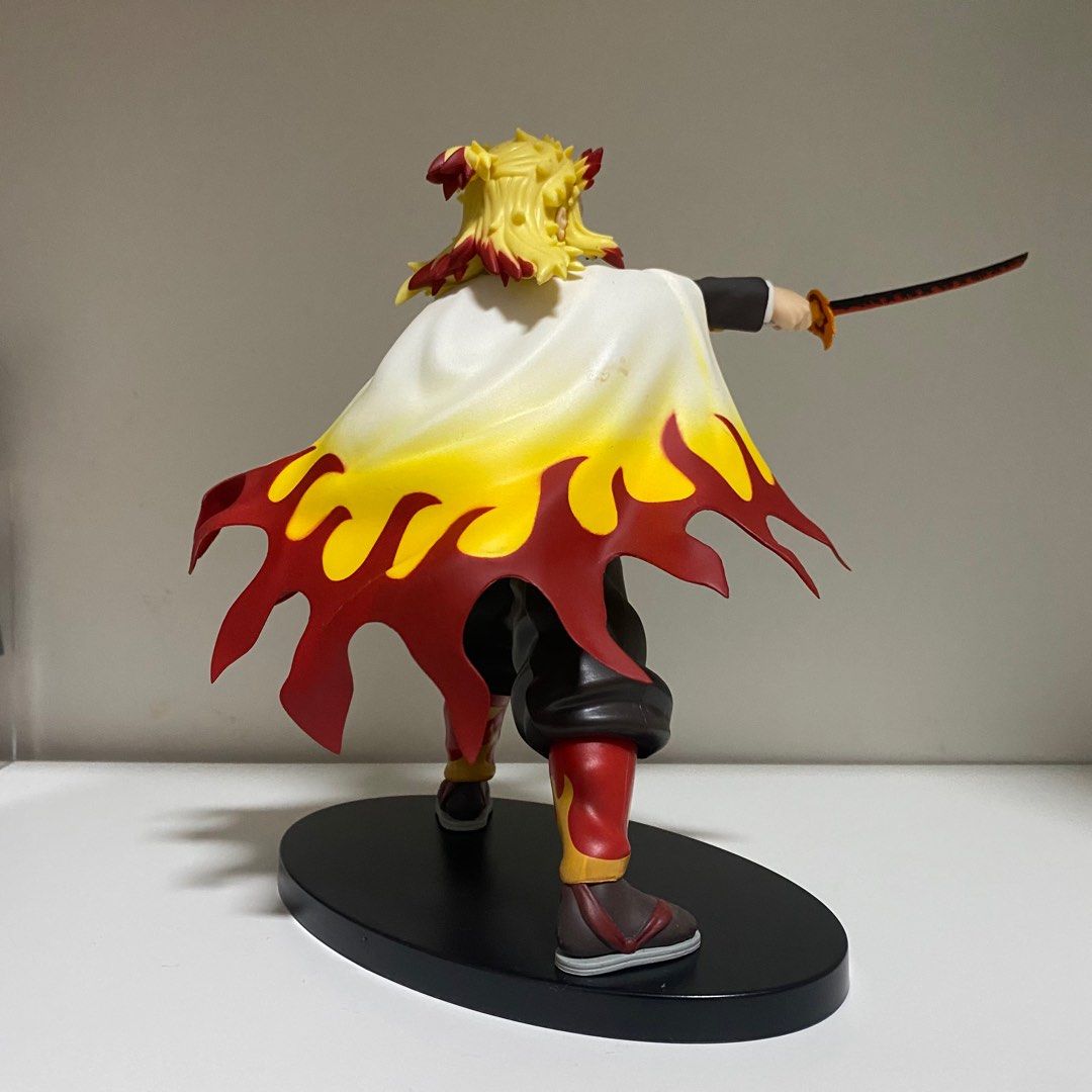 Demon Slayer Kyojuro Rengoku Merchandise, Hobbies & Toys, Memorabilia ...