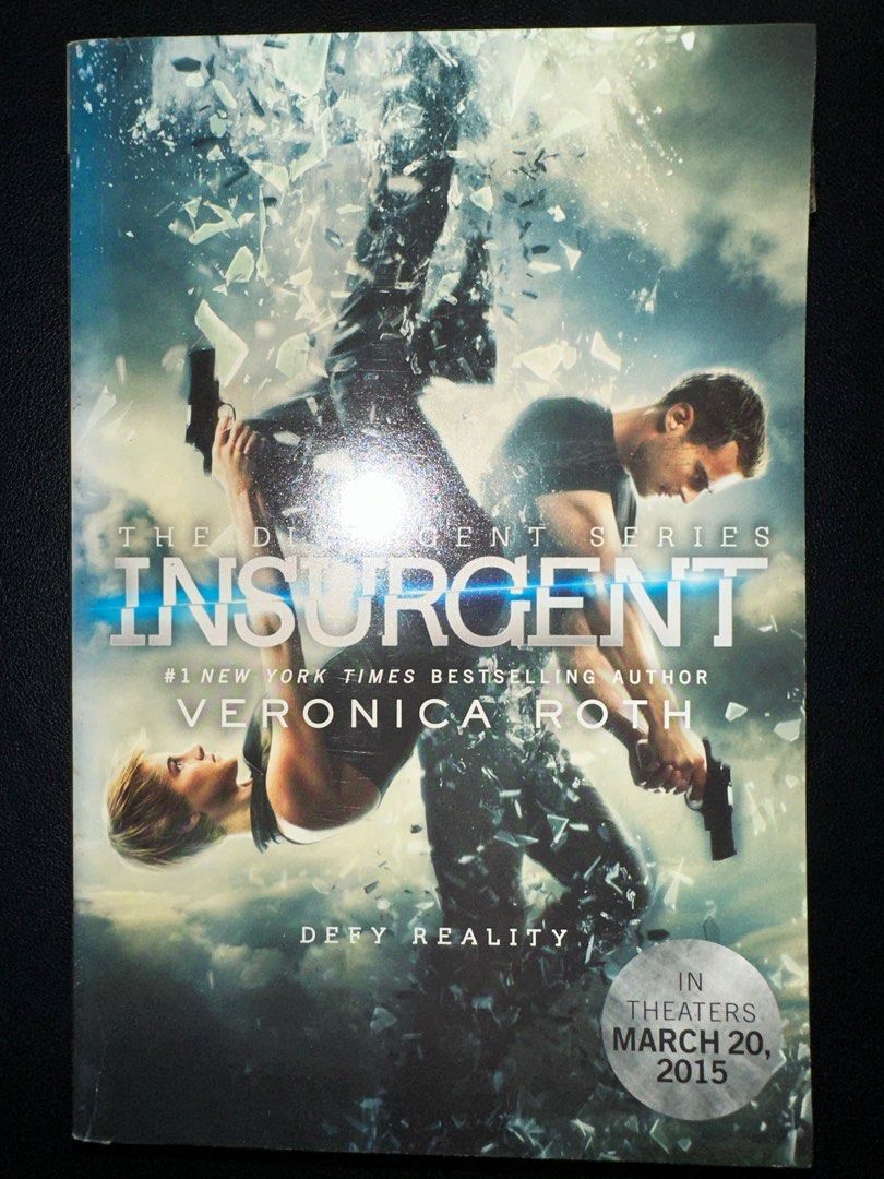 Divergent Trilogy by Veronica Roth, Hobbies & Toys, Books & Magazines ...