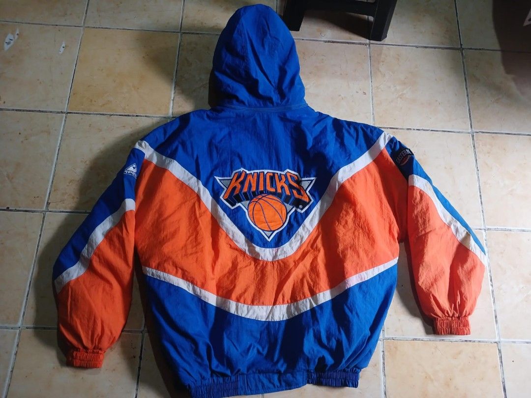 Jaket knicks NBA Apex, Fesyen Pria, Pakaian , Atasan di Carousell