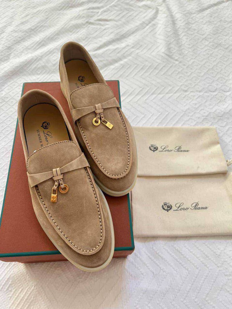 Loro Piana summer walk sandstone, Barang Mewah, Pakaian di Carousell