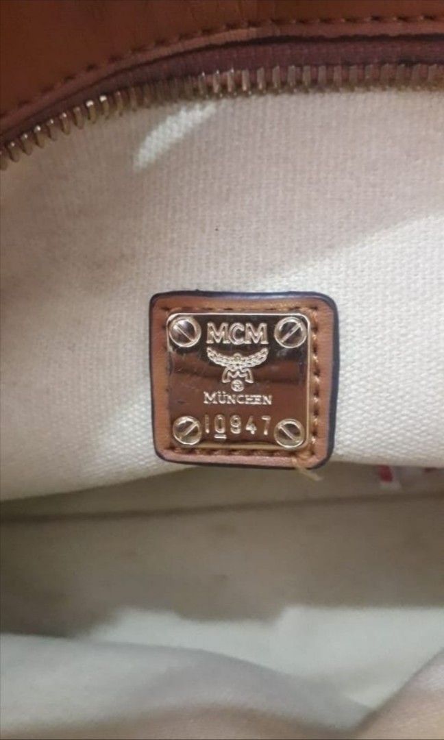 mcm original kulit asli mulus, Barang Mewah, Tas & Dompet di Carousell