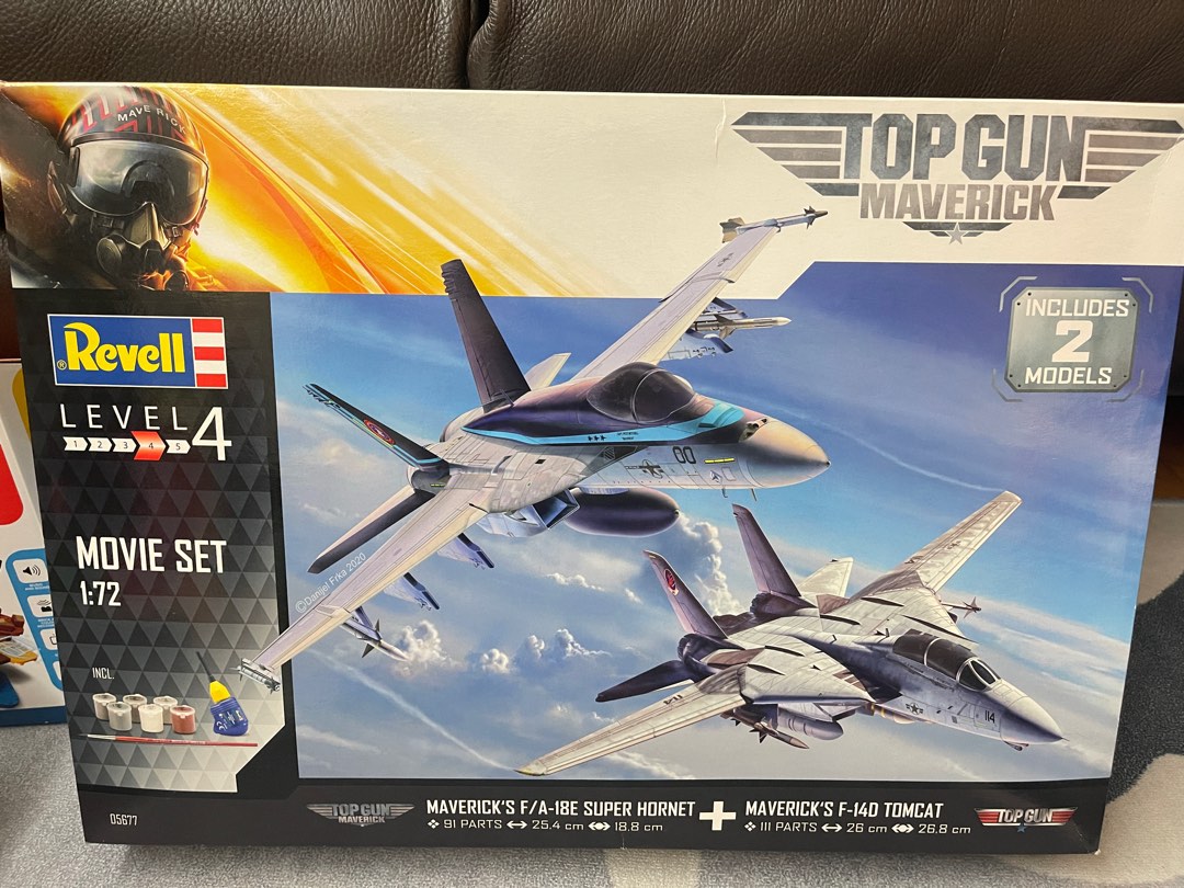 Revell Top Gun F-14D Tomcat + F/A-18E Super Hornet, 興趣及遊戲, 玩具 & 遊戲類 ...