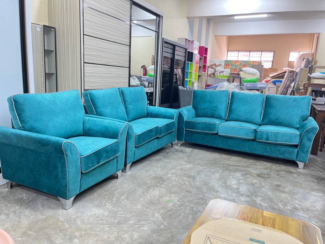 Set Sofa Chesterfield/Baldu 3+2+1 Seater, Furniture & Home Living ...