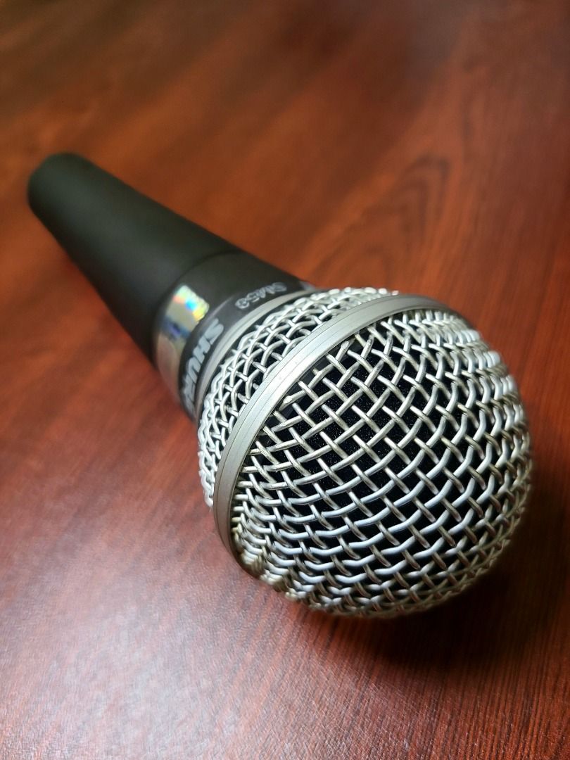 Shure SM58 high-end microphone complete with box + Shure windscreen all ...