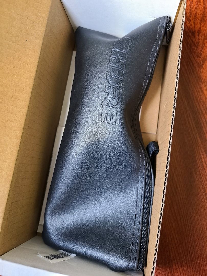 Shure SM58 high-end microphone complete with box + Shure windscreen all ...