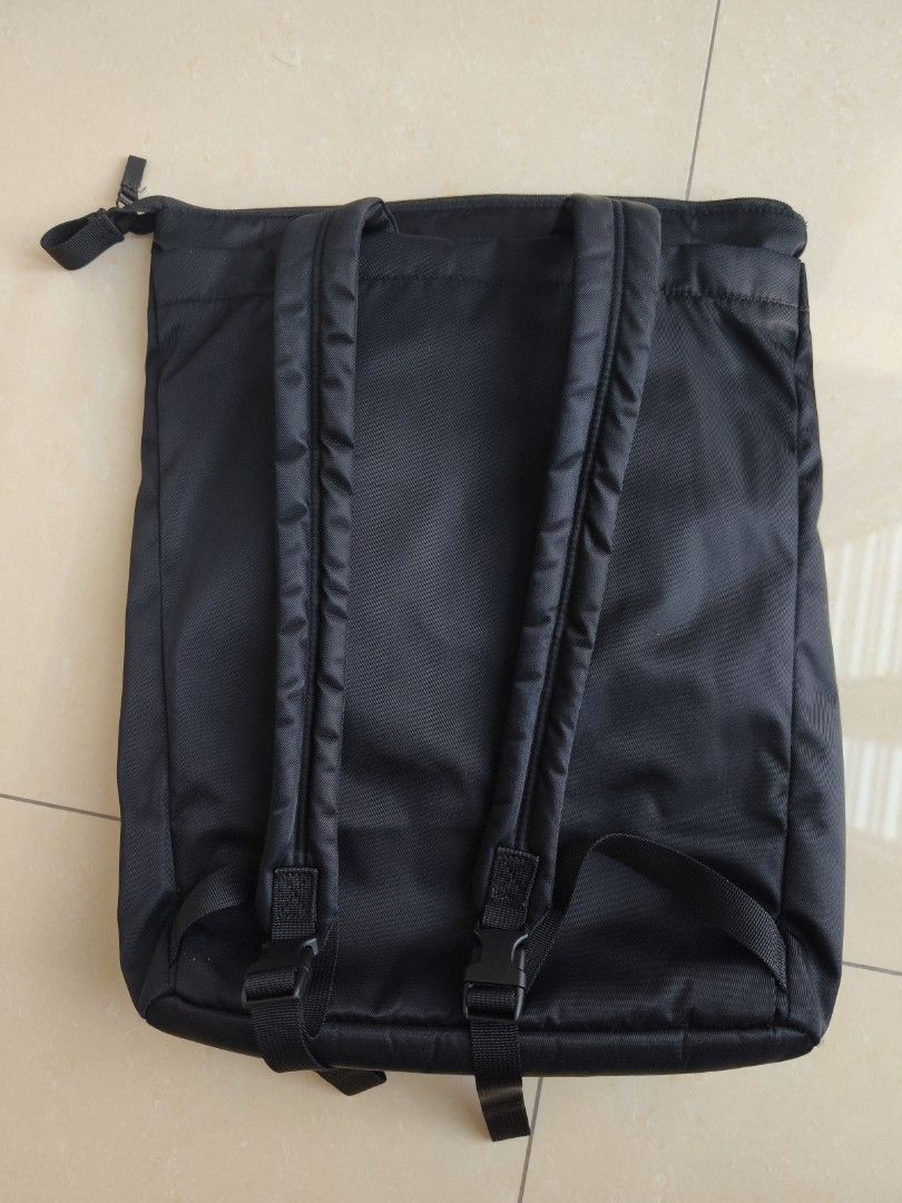 Timbuk2 CONVERTIBLE TOTE BAG, Men's Fashion, Bags, Backpacks on Carousell