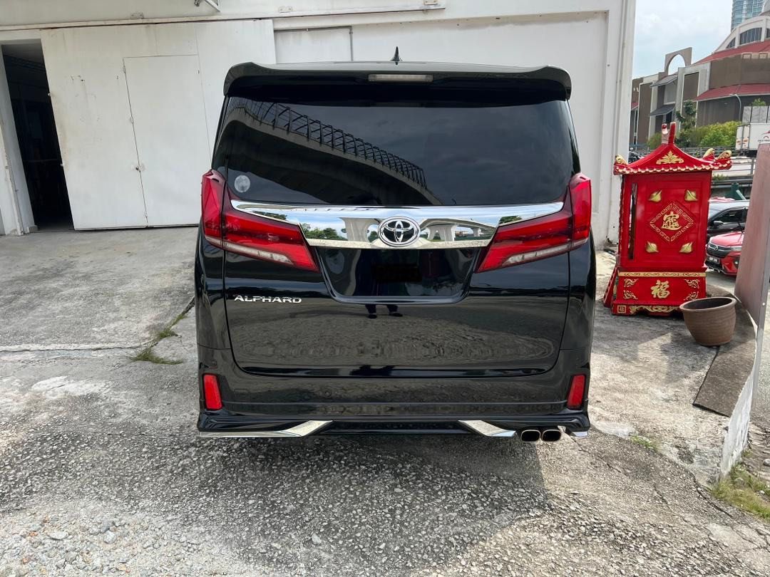 Toyota Alphard 2.5 SC 2016, Cars, Cars for Sale on Carousell