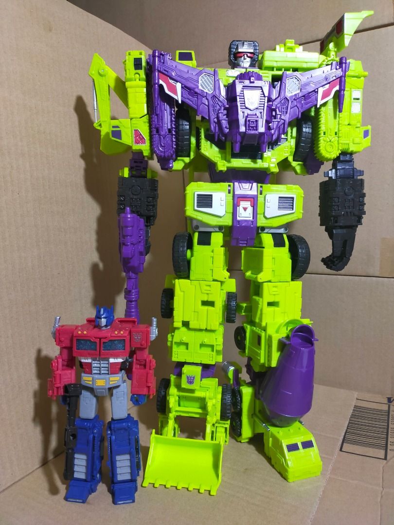 TRANSFORMERS COMBINER WARS DEVASTATOR (TITAN CLASS), Hobbies & Toys ...