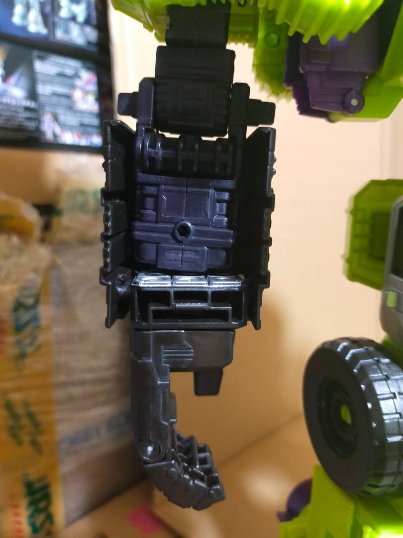 TRANSFORMERS COMBINER WARS DEVASTATOR (TITAN CLASS), Hobbies & Toys ...