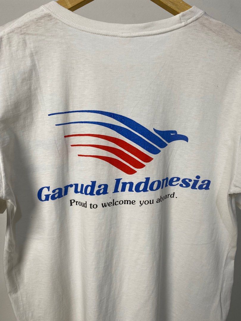 Vintage - Garuda Indonesia Airlines, Fesyen Pria, Pakaian , Atasan di ...