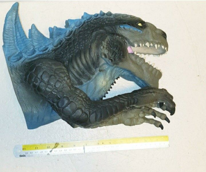 Vintage resaurus Godzilla hand puppet, Hobbies & Toys, Toys & Games on ...