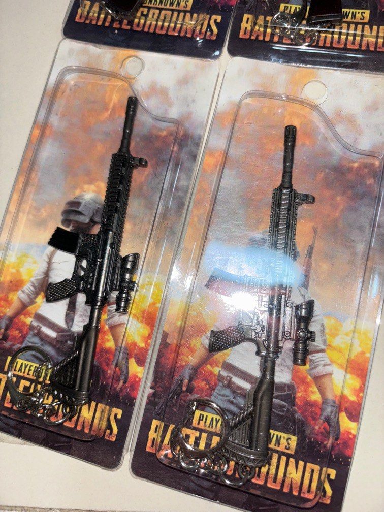 ALL $7 PUBG M416 Kar98K keychain metal, Hobbies & Toys, Memorabilia ...