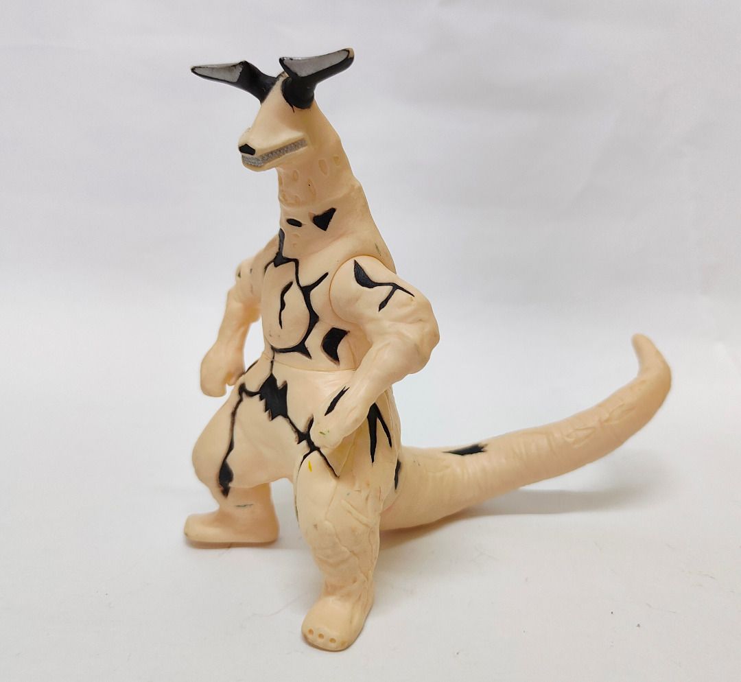 BANDAI Ultraman Ultra Monster Serie -, Hobbies & Toys, Toys & Games on ...