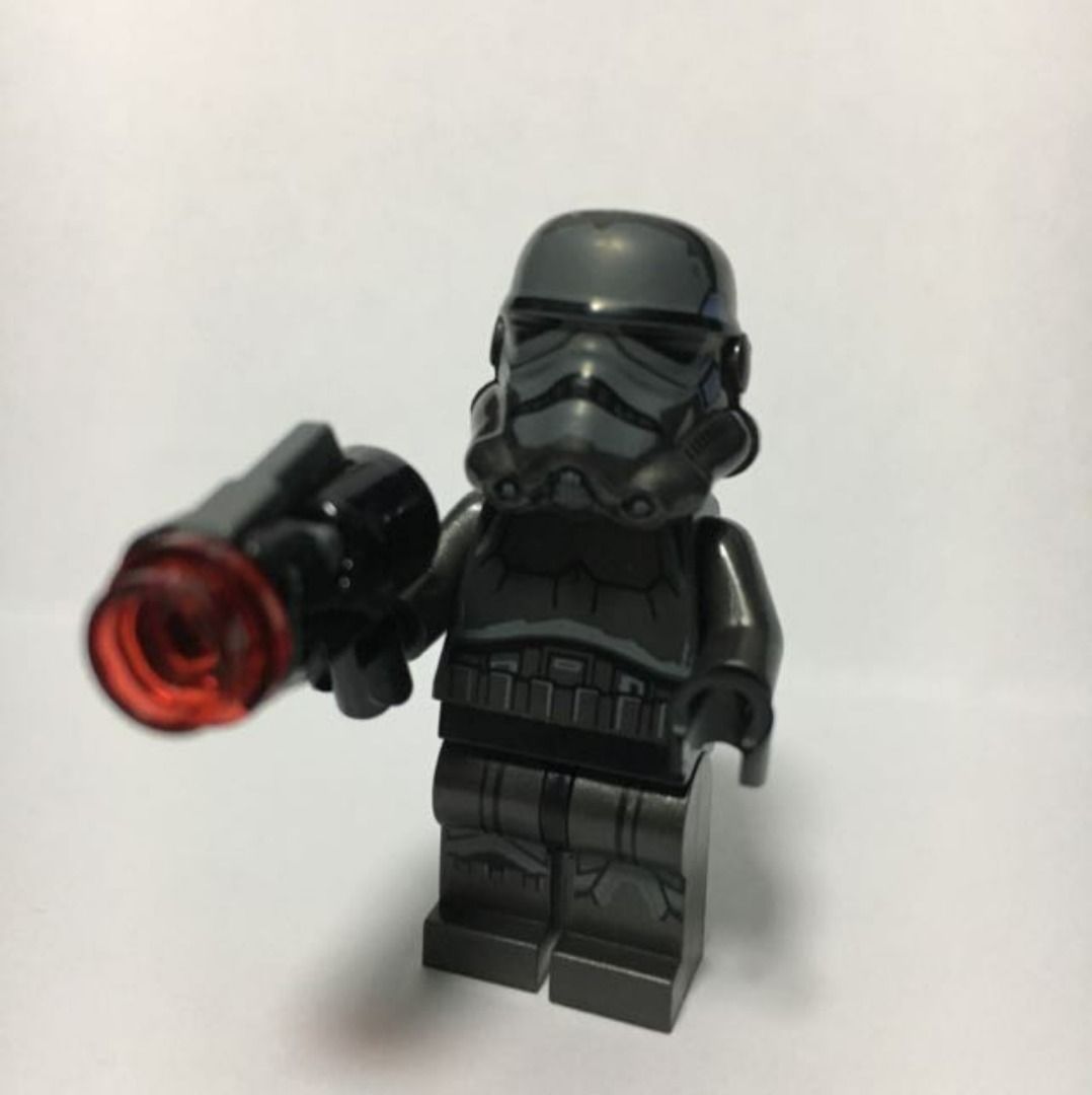 LEGO 75079 Grey Stormtrooper with Gun, Hobbies & Toys, Collectibles ...