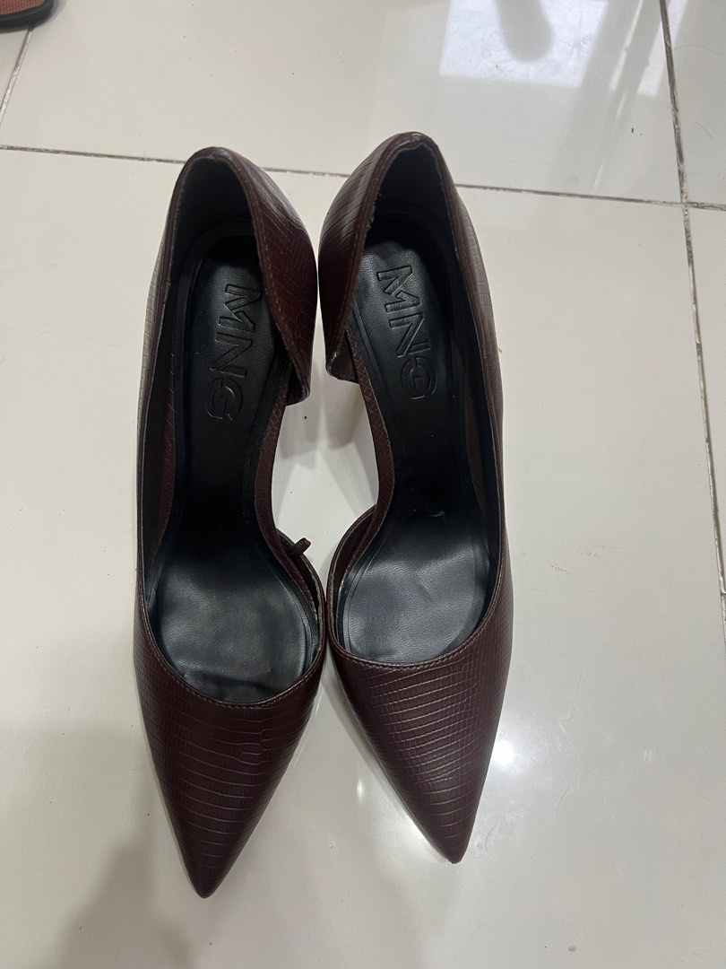 Maroon High Heels from Mango, Women's Fashion, Footwear, Heels on Carousell