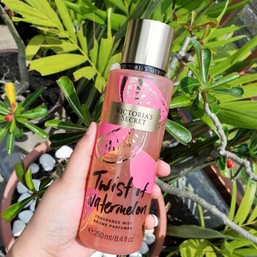 ORIGINAL BODY MIST VICTORIA'S SECRET TWIST OF WATERMELON, Beauty ...