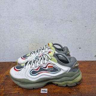 Barang Terminal Sepatu bogor dijual di Carousell