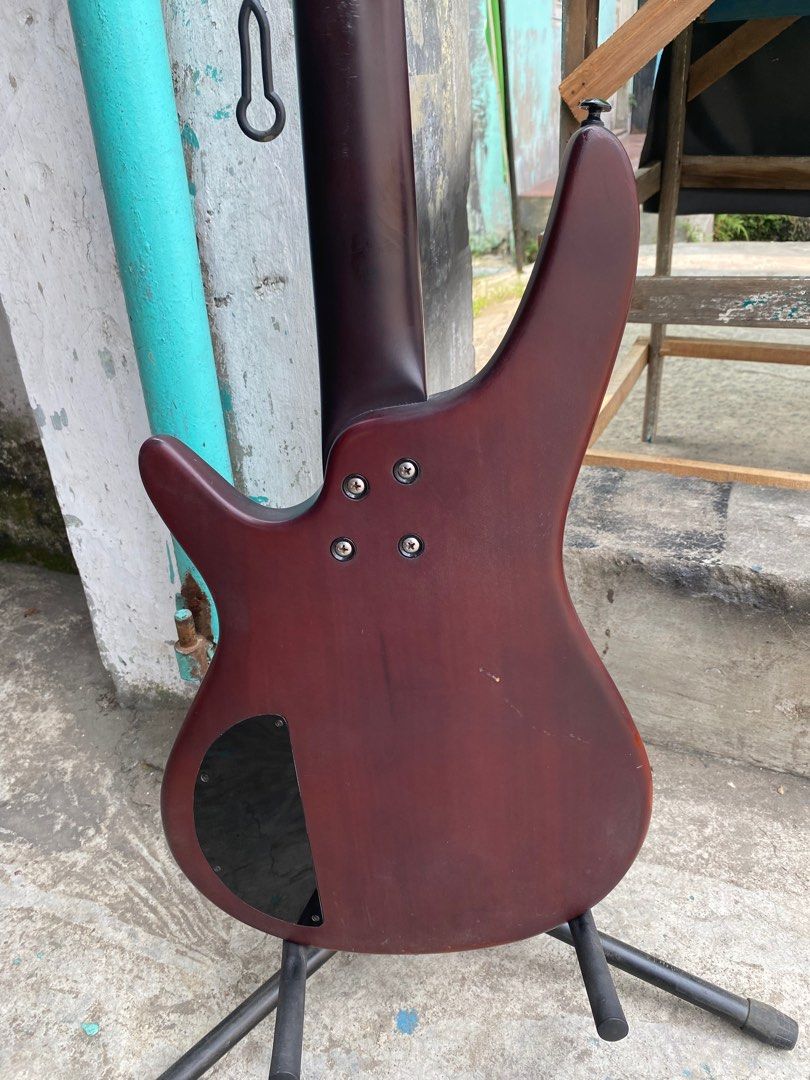 Bass Gillmore GB200 Original, Musik & Media, Alat di Carousell