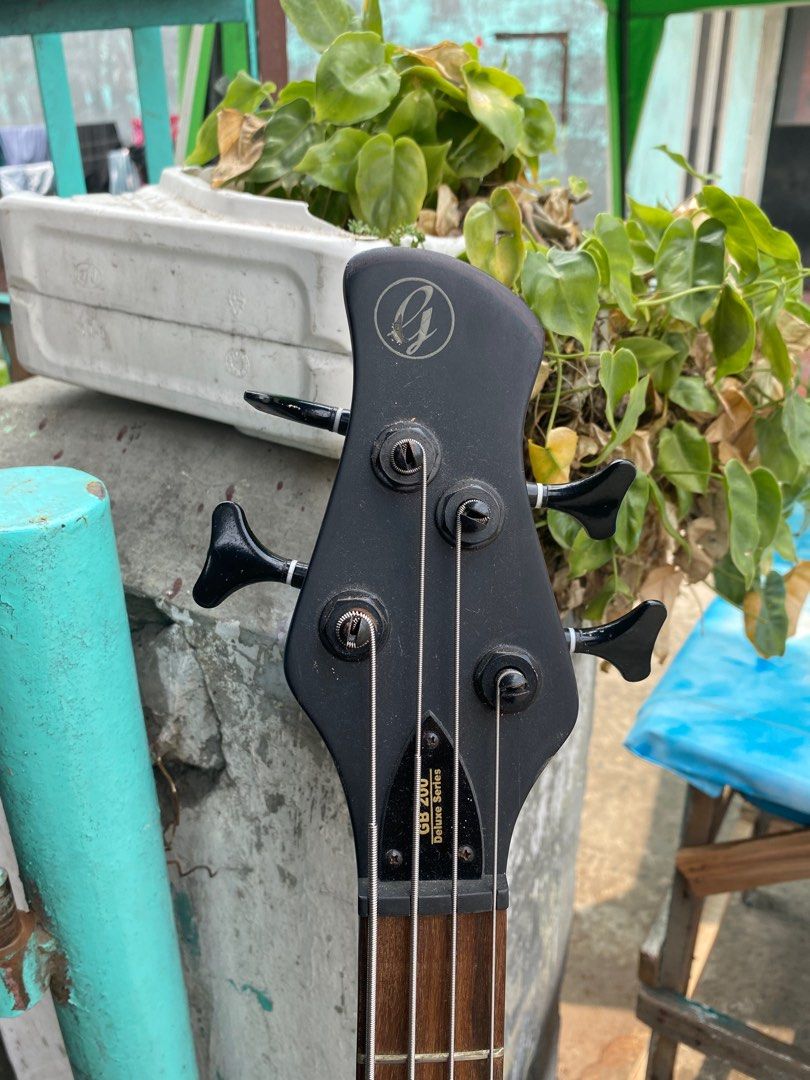 Bass Gillmore GB200 Original, Musik & Media, Alat di Carousell