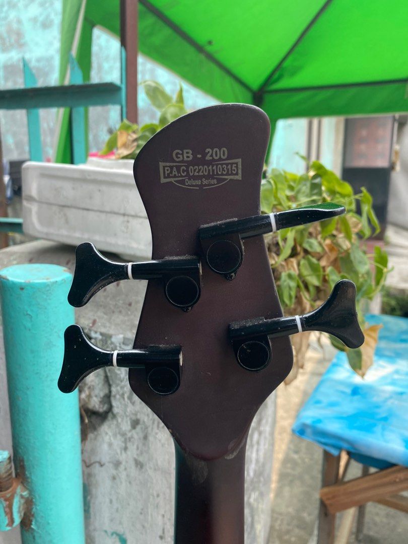 Bass Gillmore GB200 Original, Musik & Media, Alat di Carousell