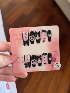 Miniso Barbie Pink Fake Nails, Beauty & Personal Care, Hands & Nails on ...