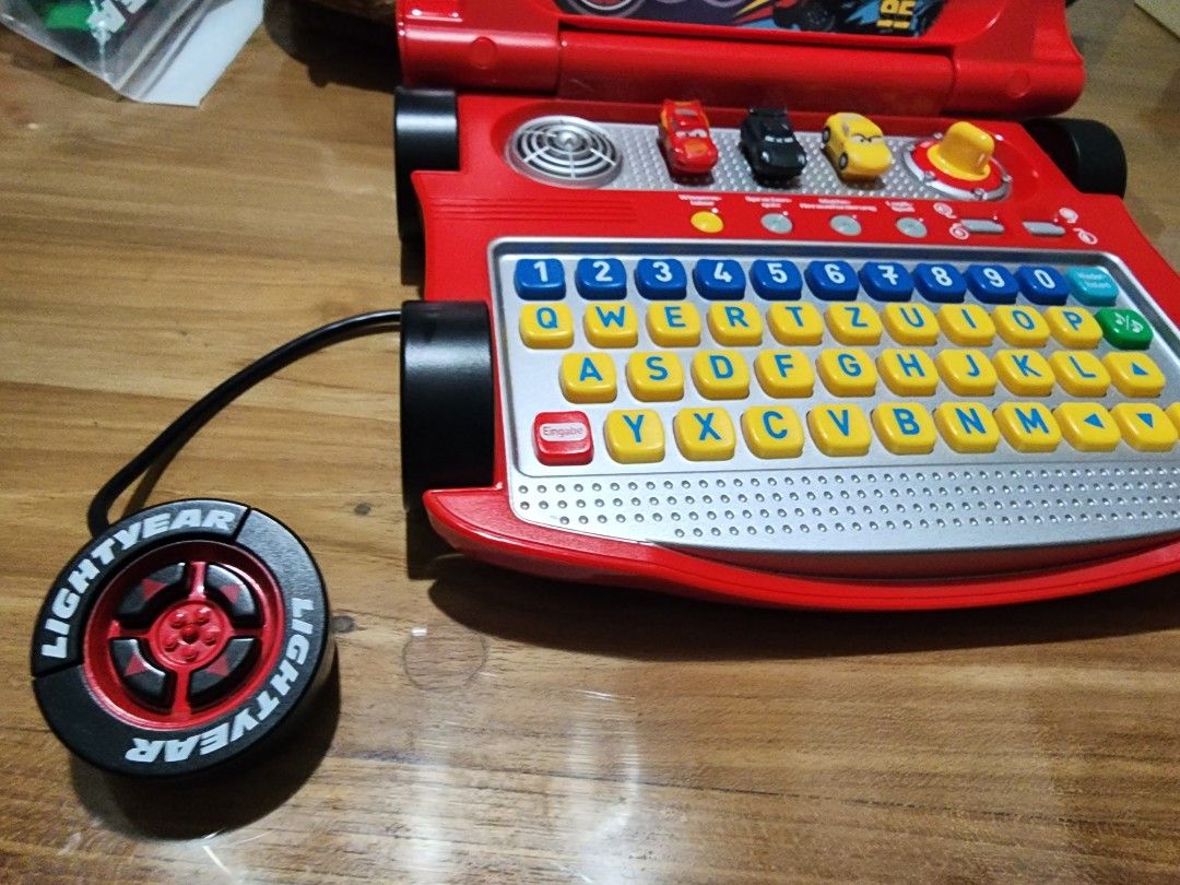 German Pixar Vtech Lightning McQueen Educational laptop toy with car ...