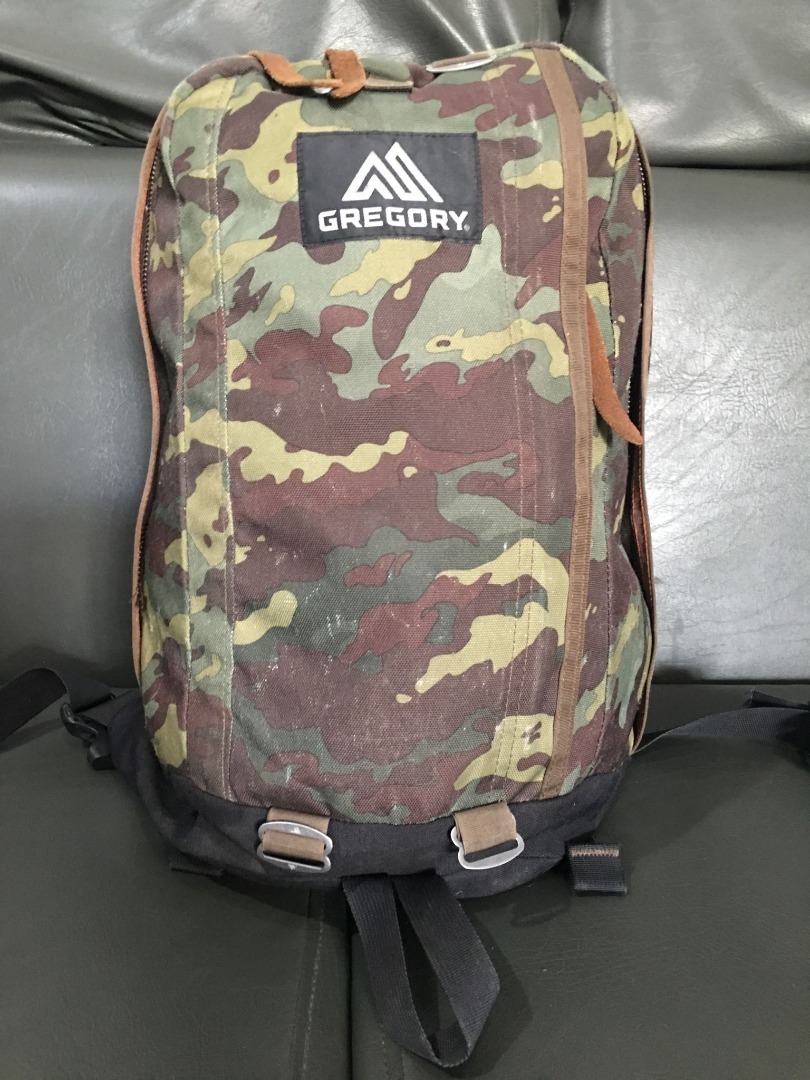 GREGORY (DEEP FOREST CAMO) 20L, Men's Fashion, Bags, Backpacks on Carousell