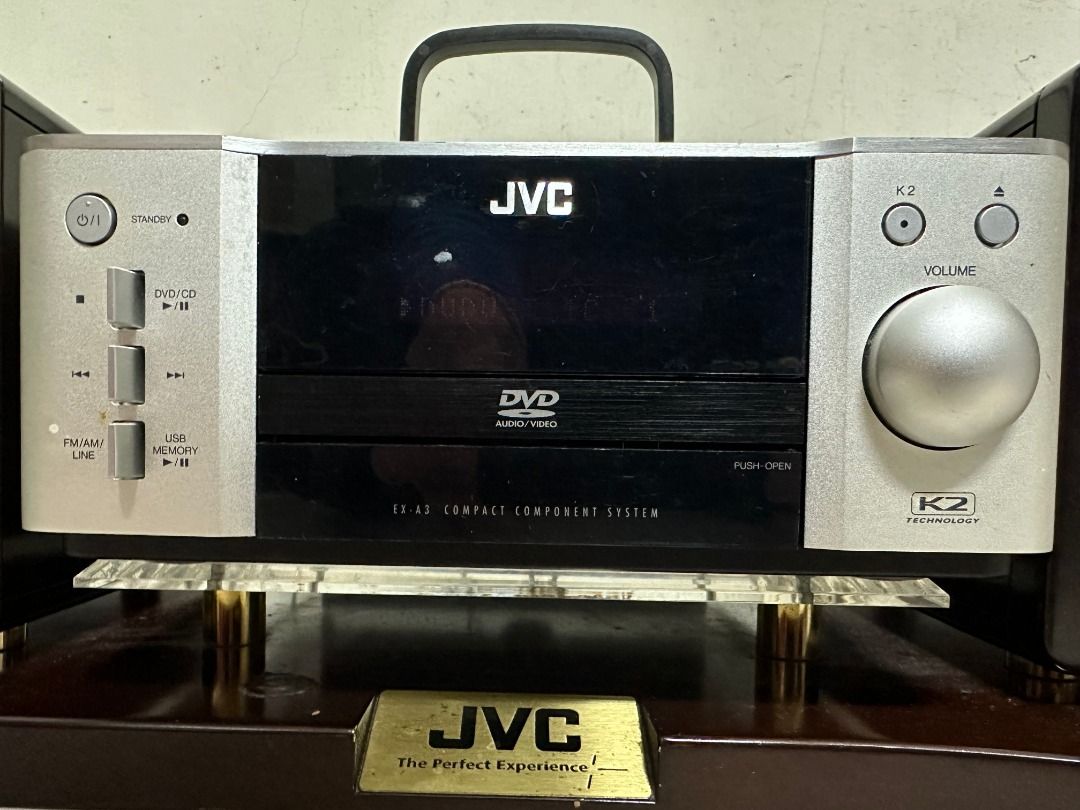 JVC CA EXA3 DVD CD USB 床頭音響 全機功能 全音域 木振膜核桃實木音箱 原廠遙控器, 耳機及錄音音訊設備, 音樂播放裝置 MP3及CD 播放器在旋轉拍賣