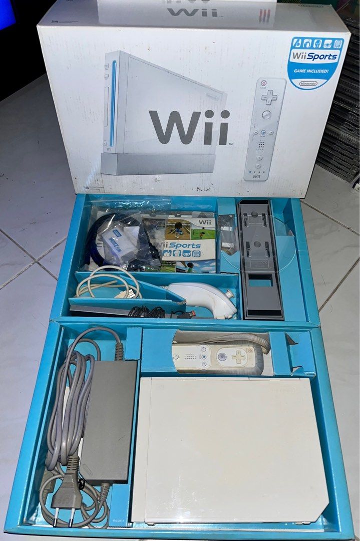 NINTENDO WII CONSOLE COMPLETE BOX SET ASIAN US REGION 4.3U WITH HDMI ...