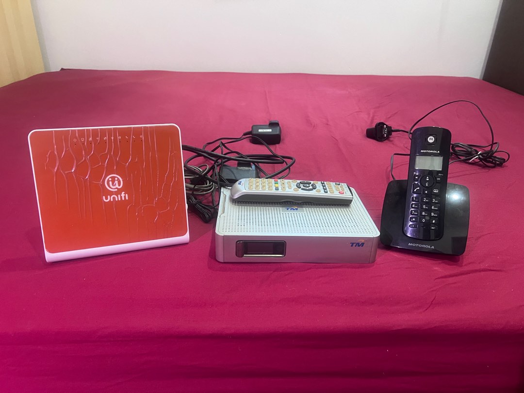 Router, decoder, cordless phone, Computers & Tech, Parts & Accessories ...