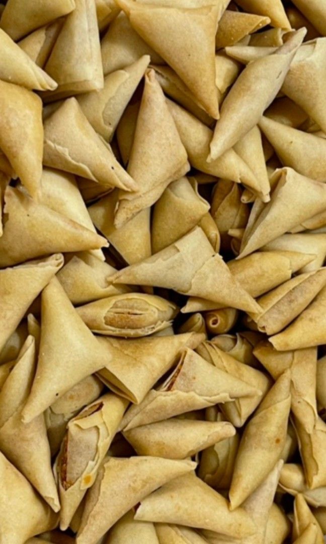 Samosa chips homemade(Prawn), Food & Drinks, Homemade Bakes on Carousell