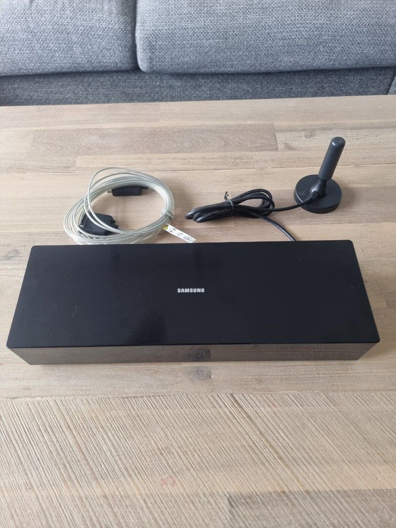 Samsung one connect box and cable, TV & Home Appliances, TV ...