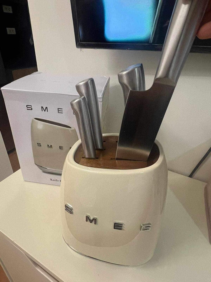 SMEG ORIGINAL KNIFE SET black or white, Furniture & Home Living ...