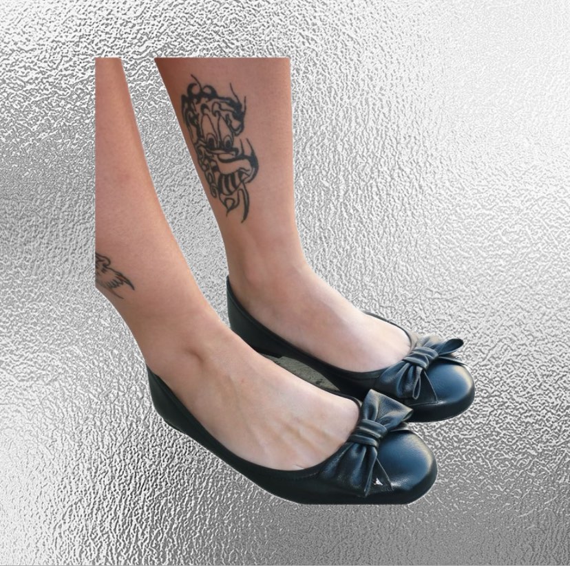 Windsor Smith Bunny Flats, Women's Fashion, Footwear, Flats & Sandals ...