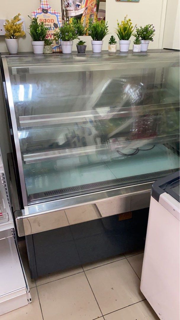 2 Door Display Chiller (Berjaya), TV & Home Appliances, Kitchen ...
