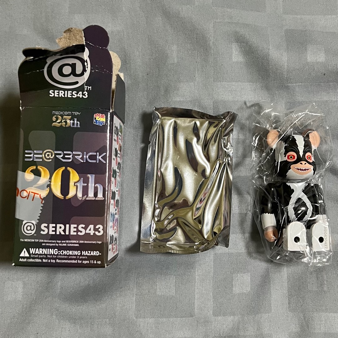 Bearbrick 100% series 43 - Gremlins 2 The New Batch Mohawk, Hobbies ...