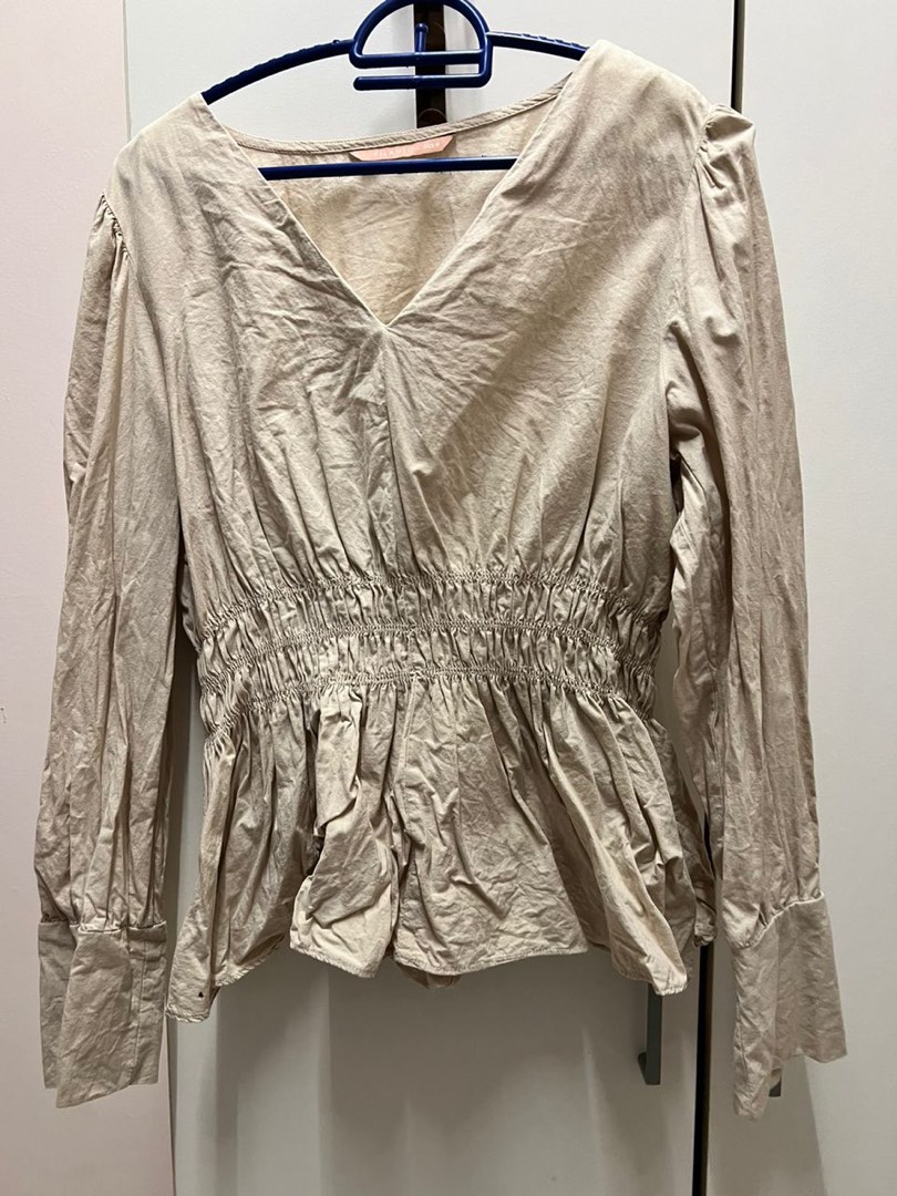 BO Filanto blouse, Women's Fashion, Tops, Blouses on Carousell