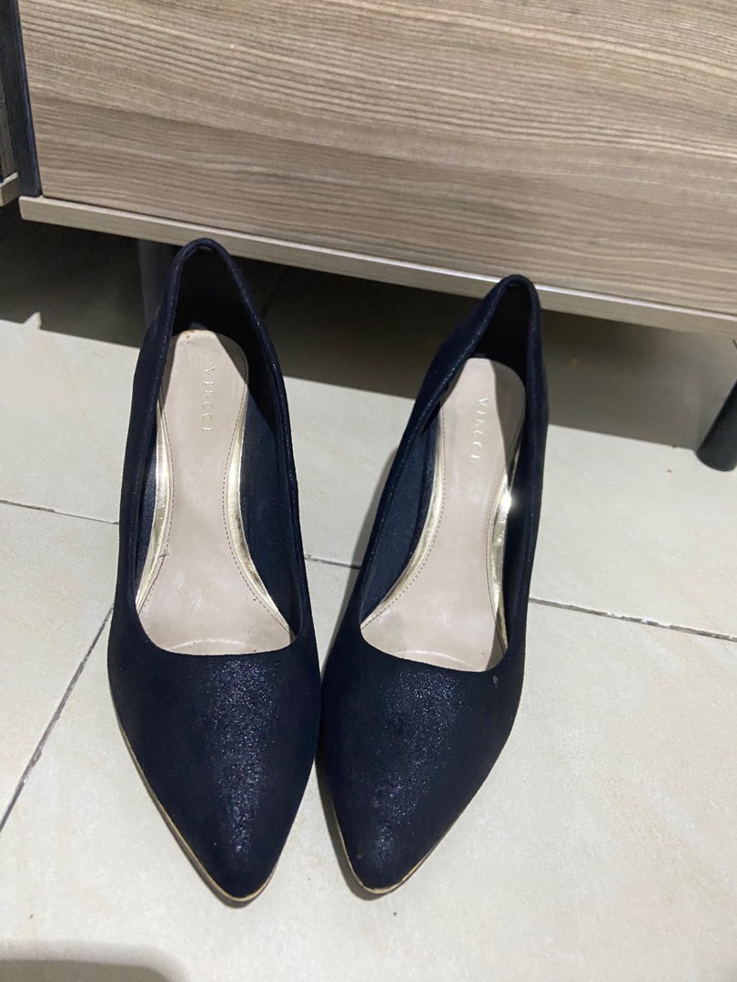 Heels Vincci, Fesyen Wanita, Sepatu di Carousell