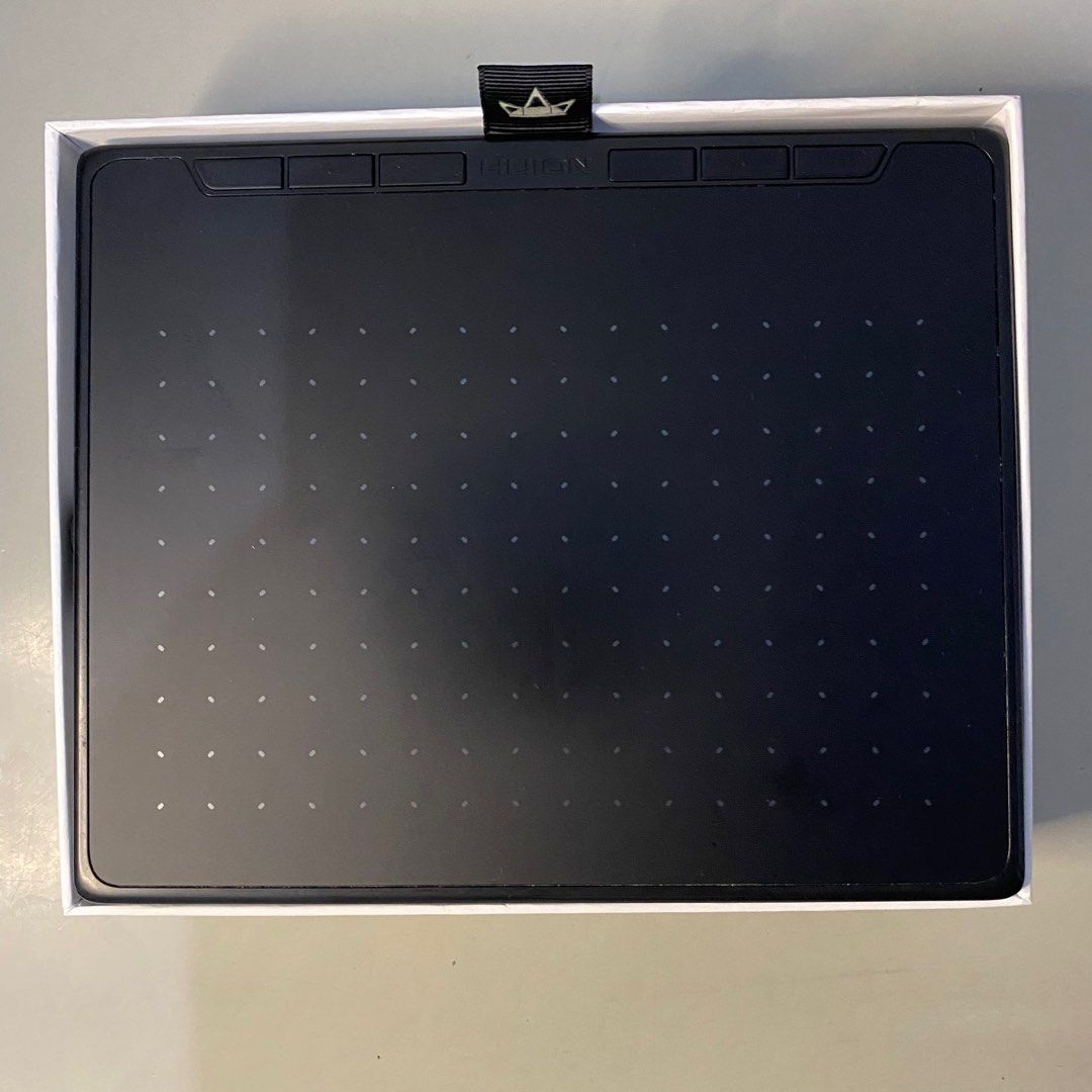 Huion Inspiroy RTS 300 bekas, Elektronik, Komputer, Lainnya di Carousell